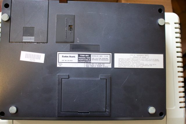 Back to the future: the TRS-80 Model 100 - Ars Technica