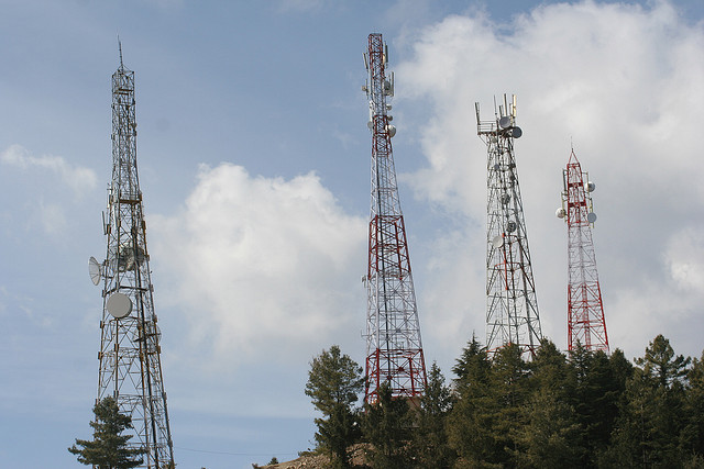 Warrantless Mobile Phone Location Tracking Heads To Supreme Court Ars