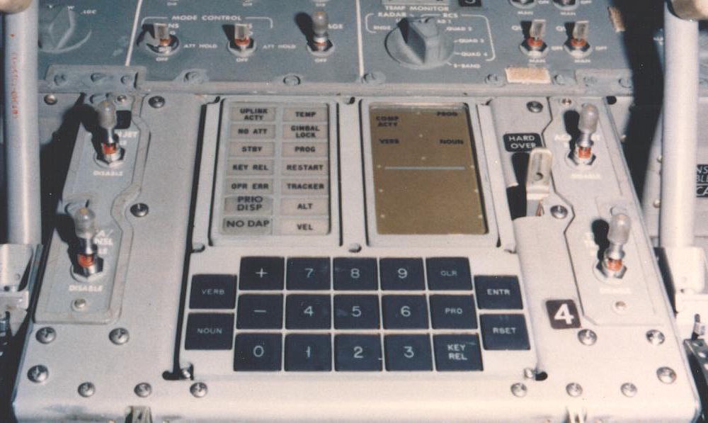 No, a “checklist error” did not almost derail the first moon landing ...
