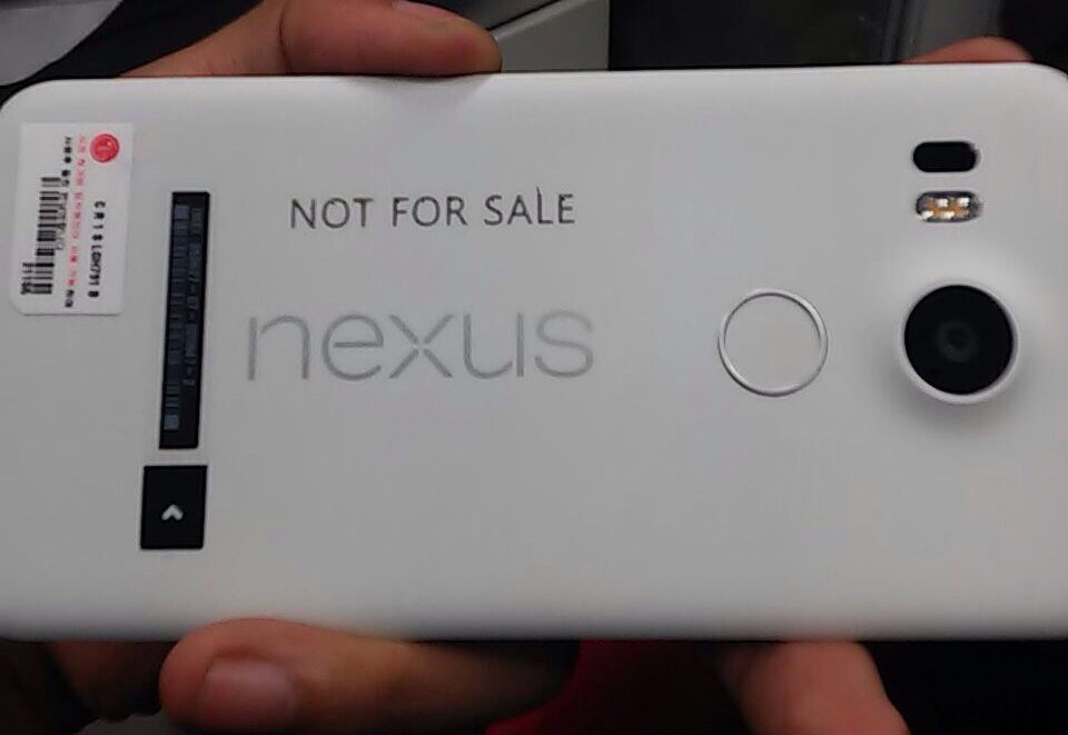 Convincing LG Nexus image shows fingerprint scanner, laser autofocus ...