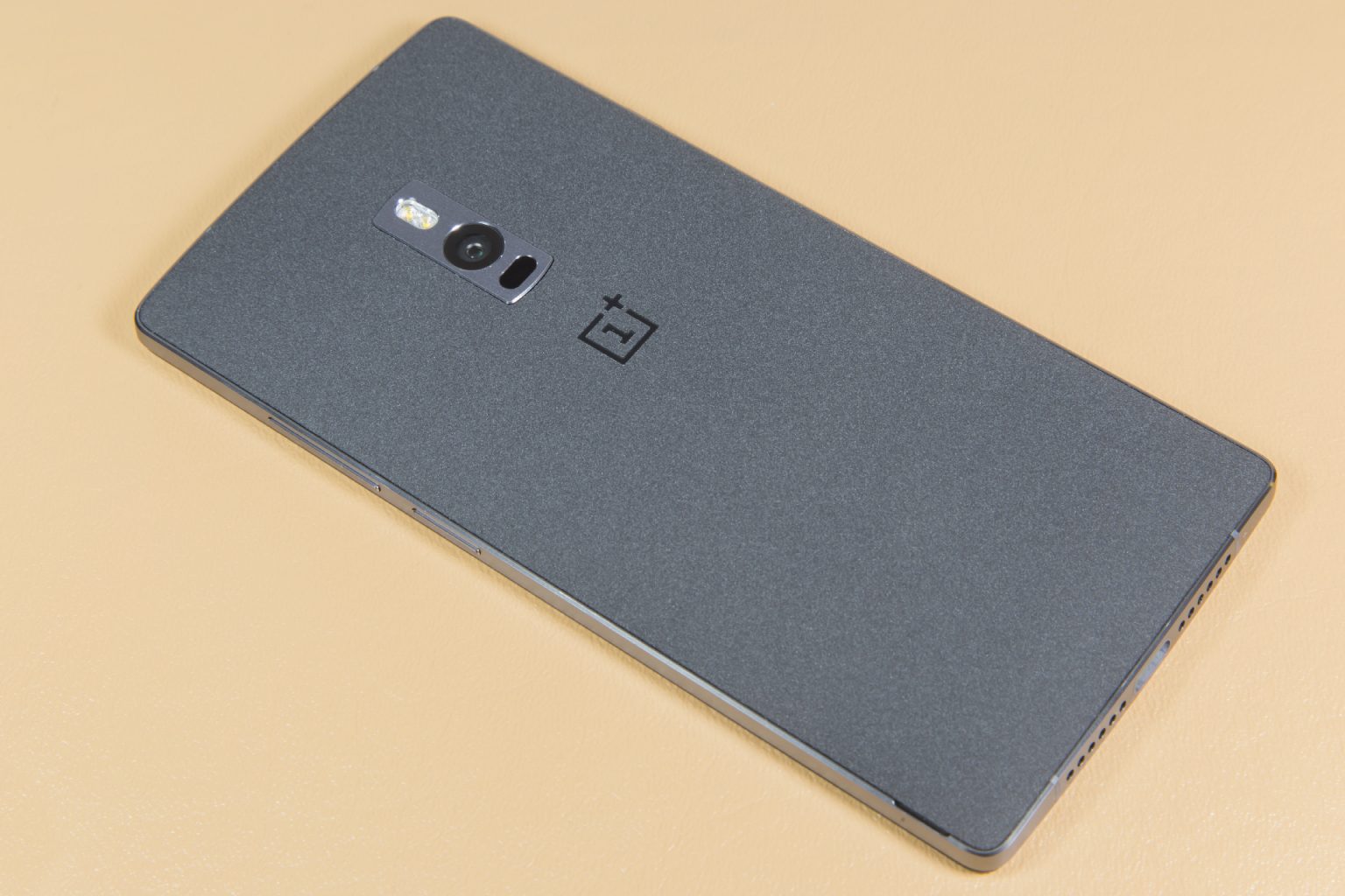 OnePlus 2 Review—OnePlus cuts the wrong corners to stand out on a ...