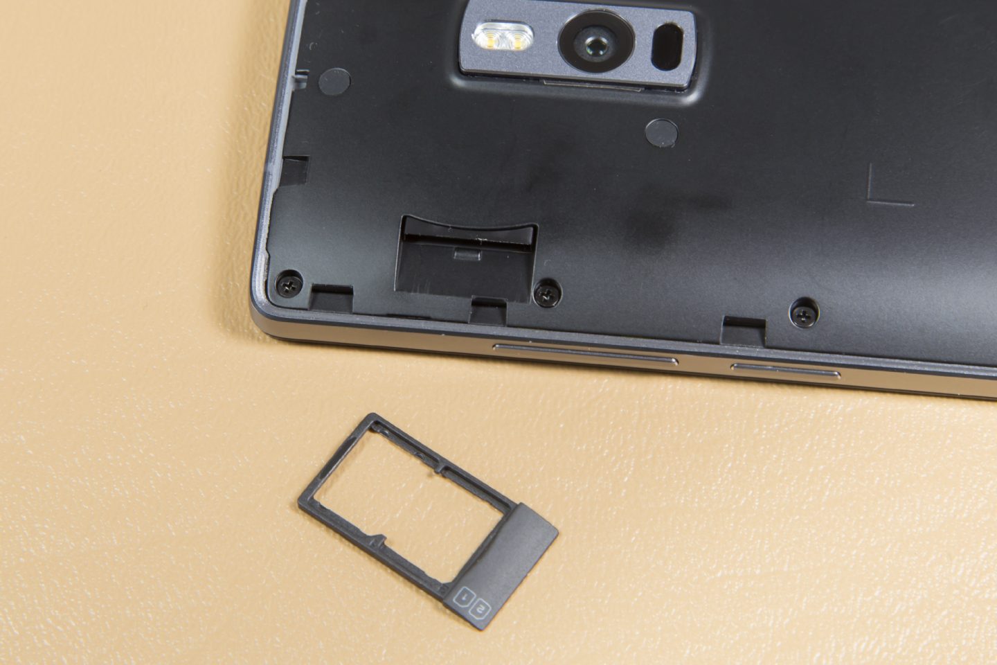 OnePlus 2 Review—OnePlus cuts the wrong corners to stand out on a ...