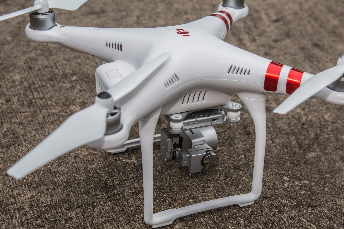 Flying DJI’s new Phantom 3 Standard—better software, better camera ...