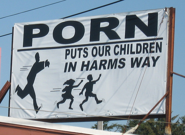 Russia bans Pornhub, YouPorn—tells citizens to “meet someone in real ...