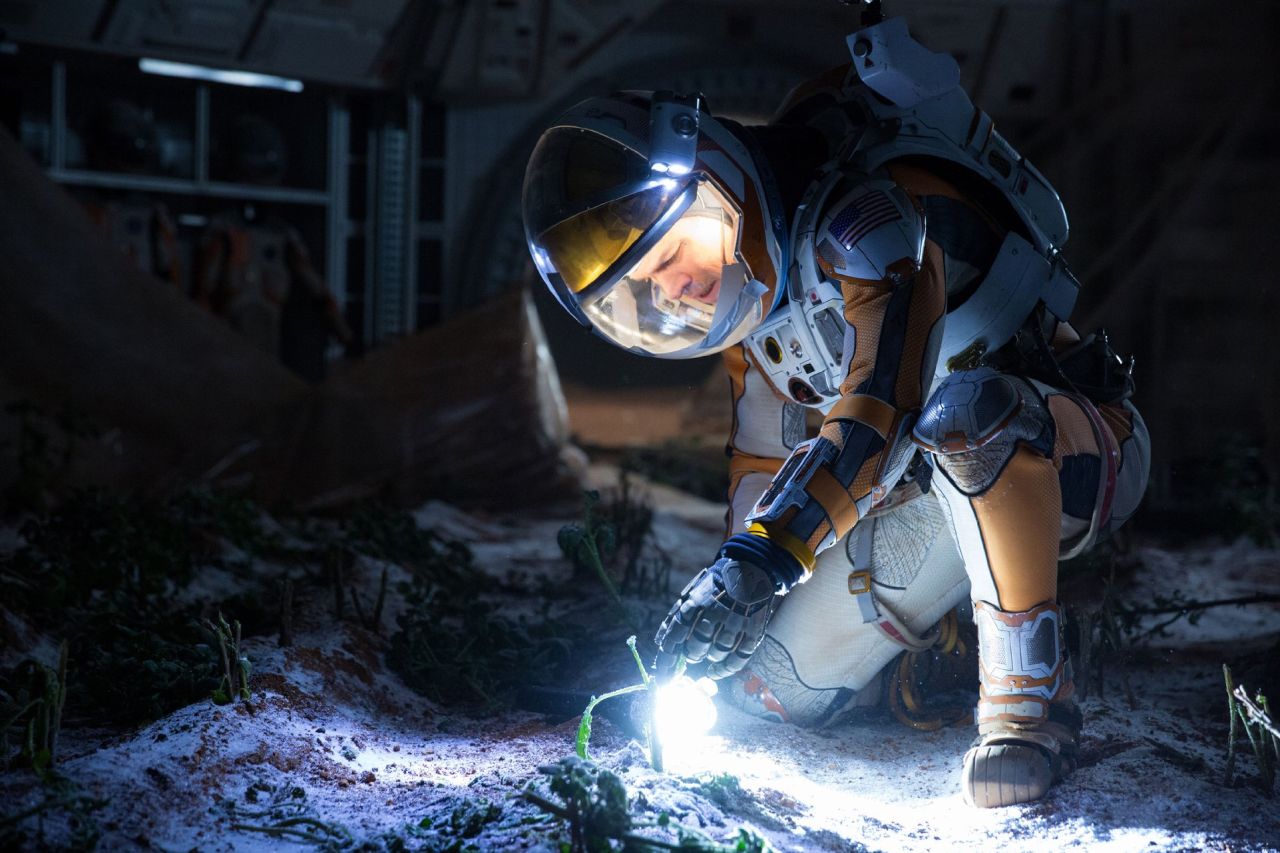 Ars talks with Matt Damon on being astronaut Mark Watney in The Martian ...