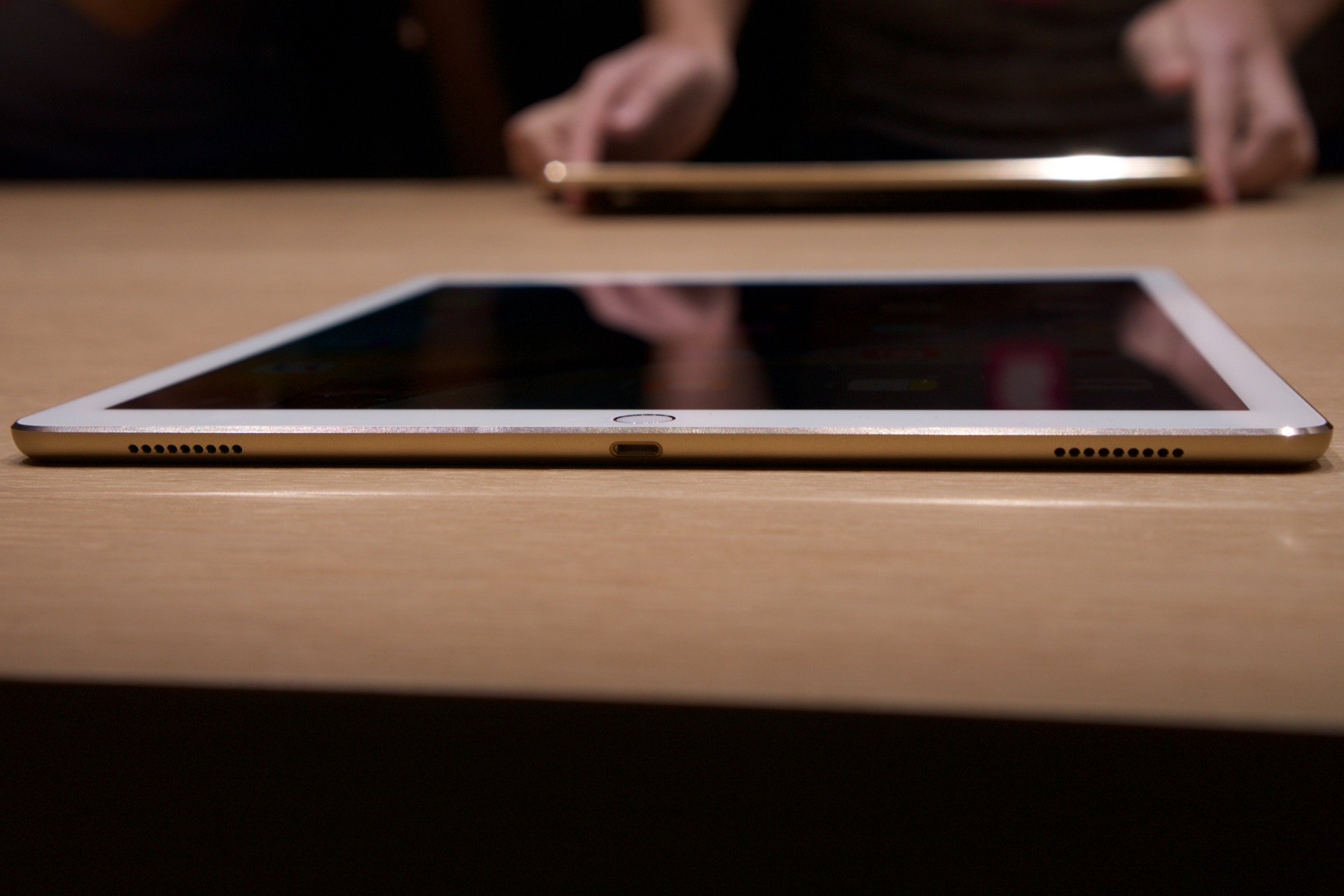Hands-on with the iPad Pro, its keyboard, and its pencil - Ars Technica