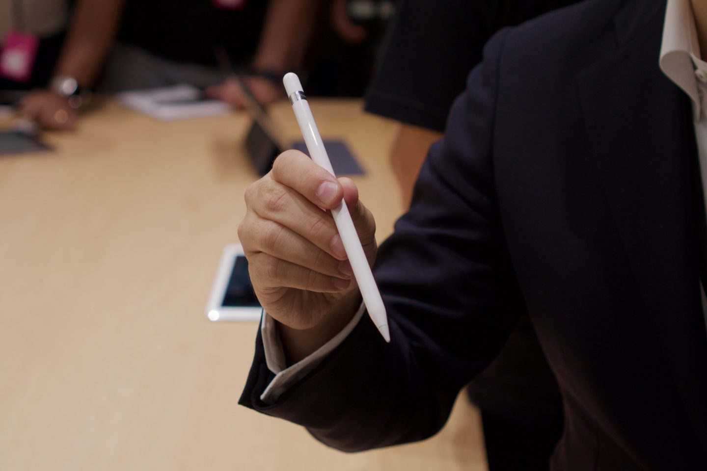 Hands-on with the iPad Pro, its keyboard, and its pencil - Ars Technica