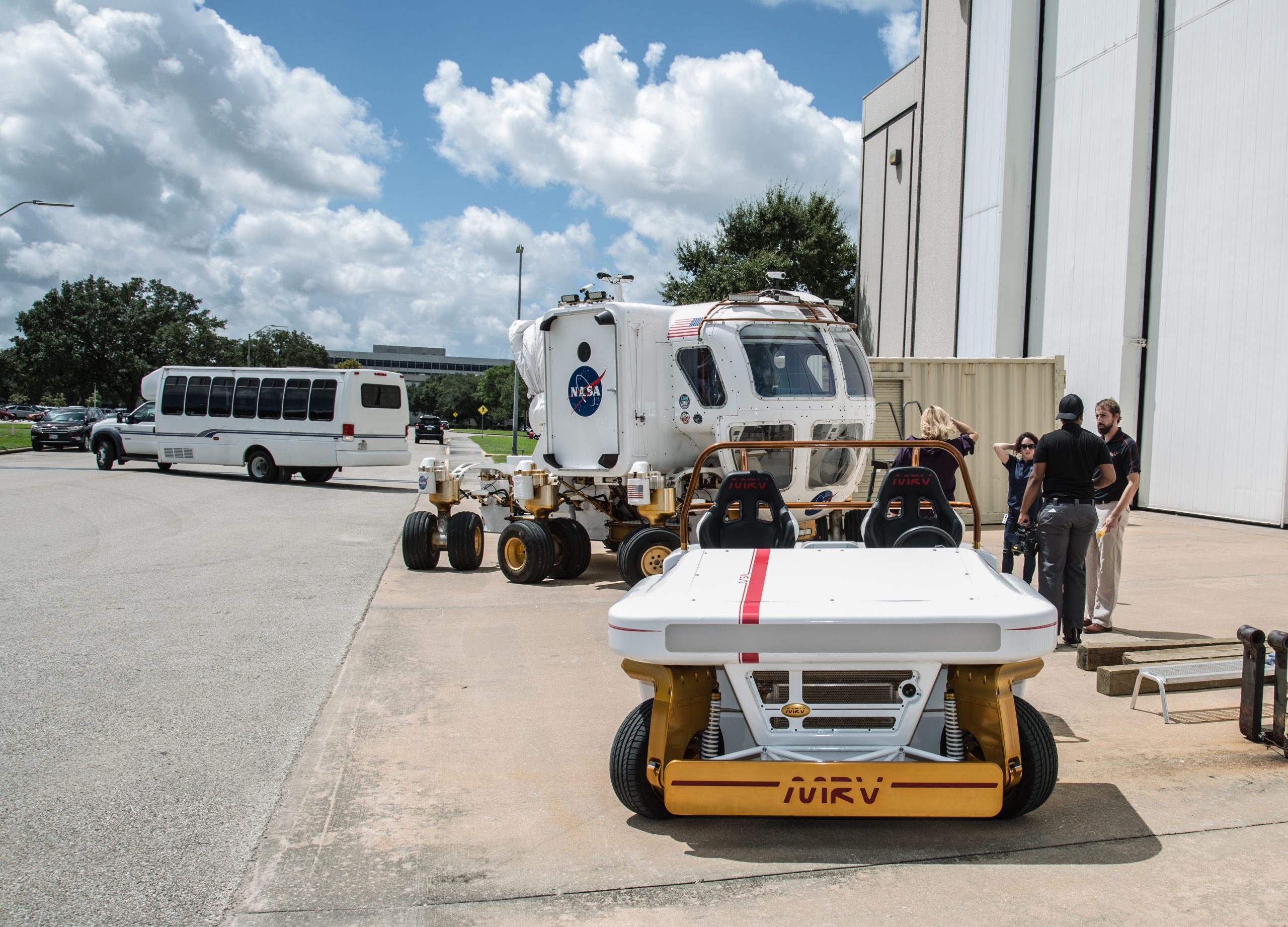 Exploring NASA’s Johnson Space Center with the cast of The Martian ...