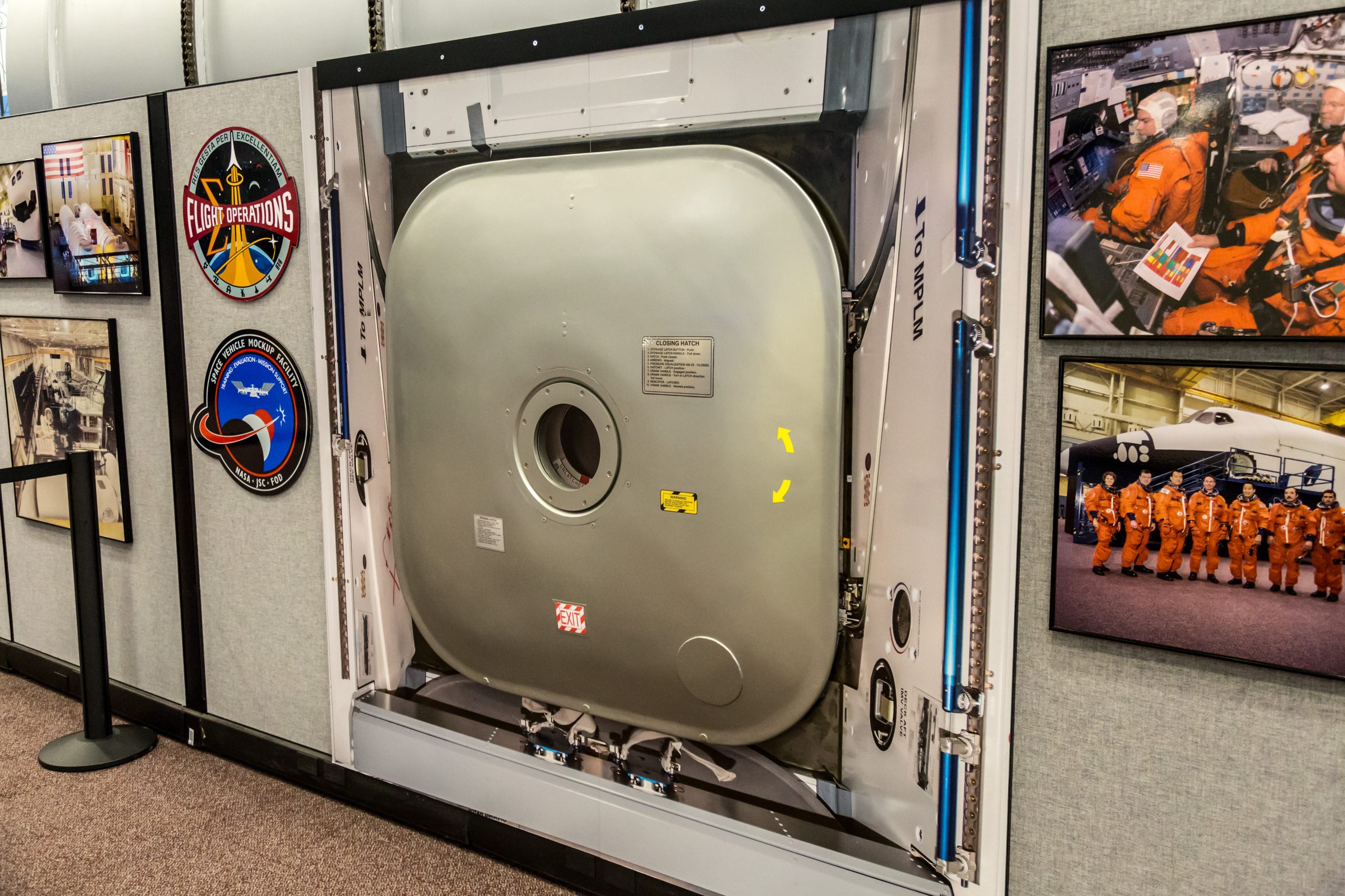 Exploring NASA’s Johnson Space Center with the cast of The Martian ...