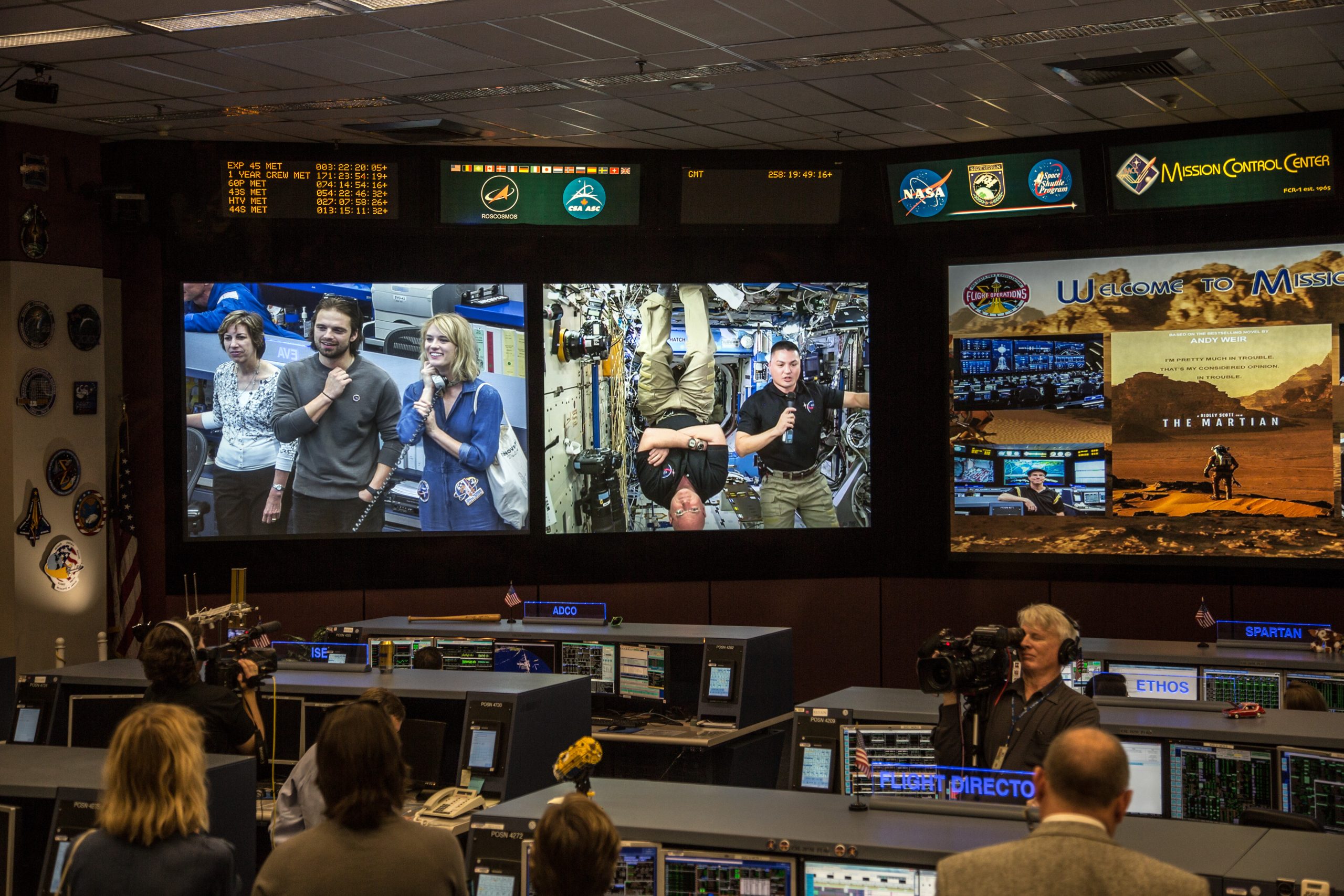 Exploring NASA’s Johnson Space Center with the cast of The Martian ...