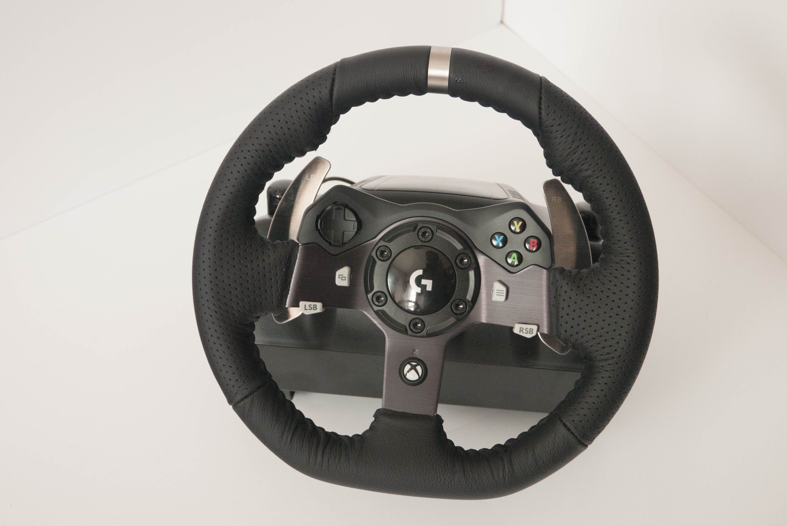 Getting to grips with the latest Xbox One steering wheels - Ars Technica