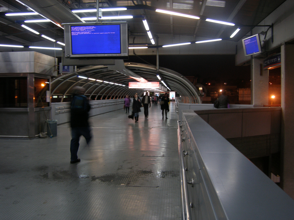 New subreddit chronicles the most public “blue screens of death” - Ars ...