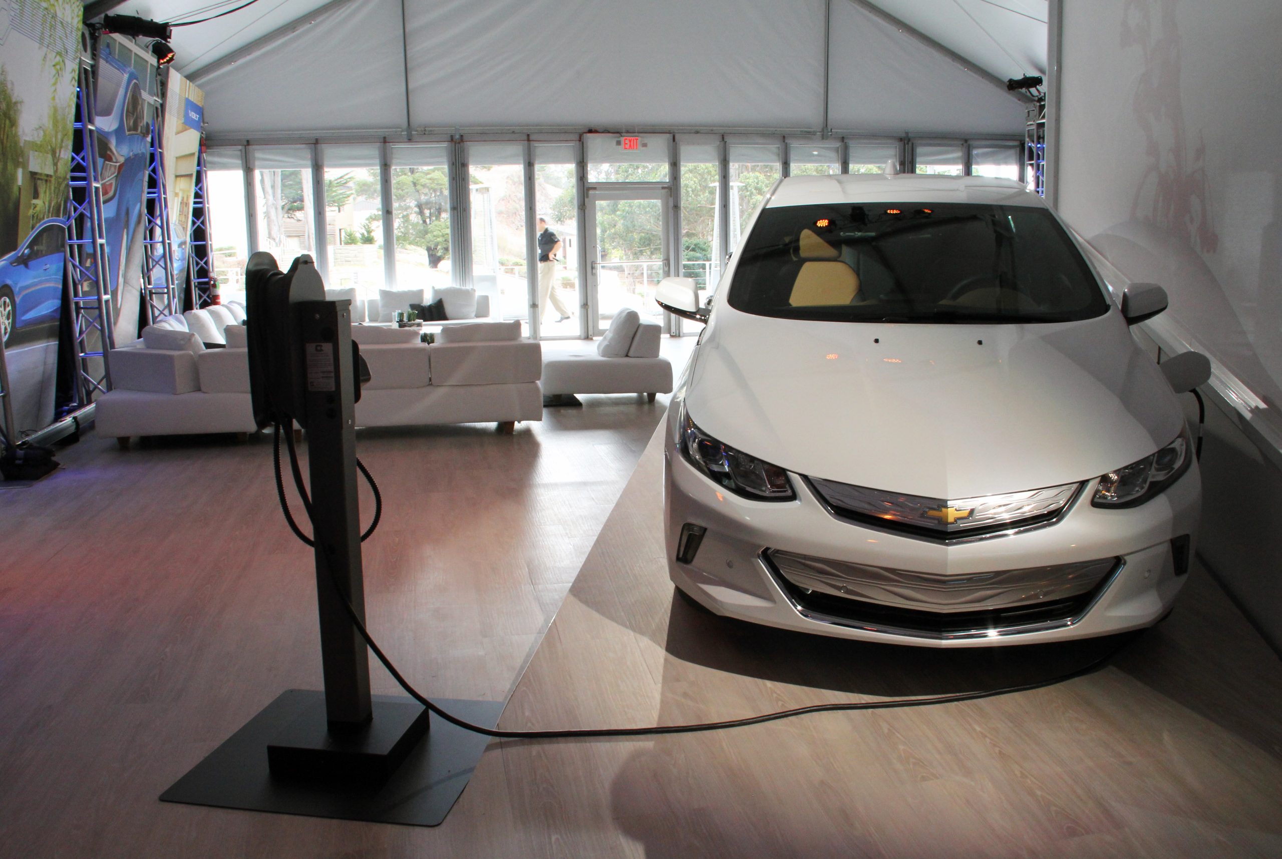 The 2016 Chevy Volt: An energy-efficient car that doesn’t drive like ...
