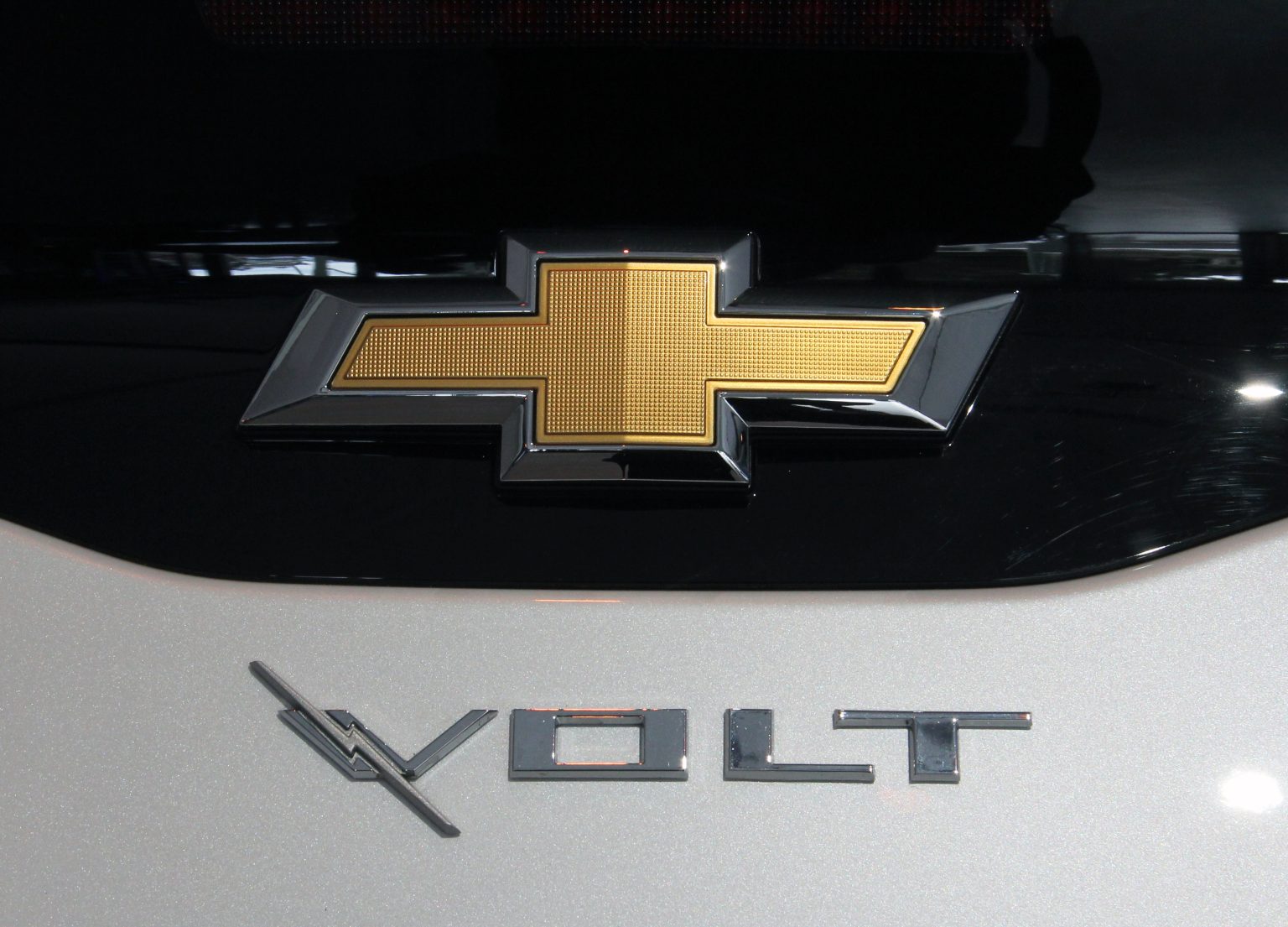 The 2016 Chevy Volt: An energy-efficient car that doesn’t drive like ...