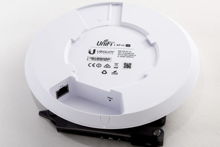 Review: Ubiquiti UniFi made me realize how terrible consumer Wi-Fi gear ...