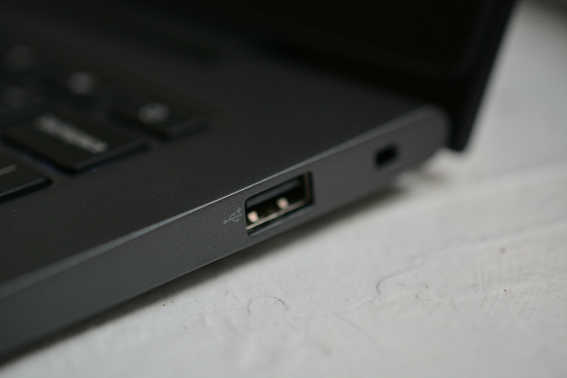 Powerful new hardware, same Chrome OS: Dell Chromebook 13 reviewed ...