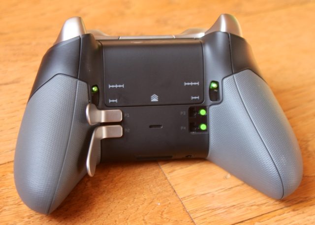 Xbox Elite controller review: Welcome tweaks come at a price | Ars Technica