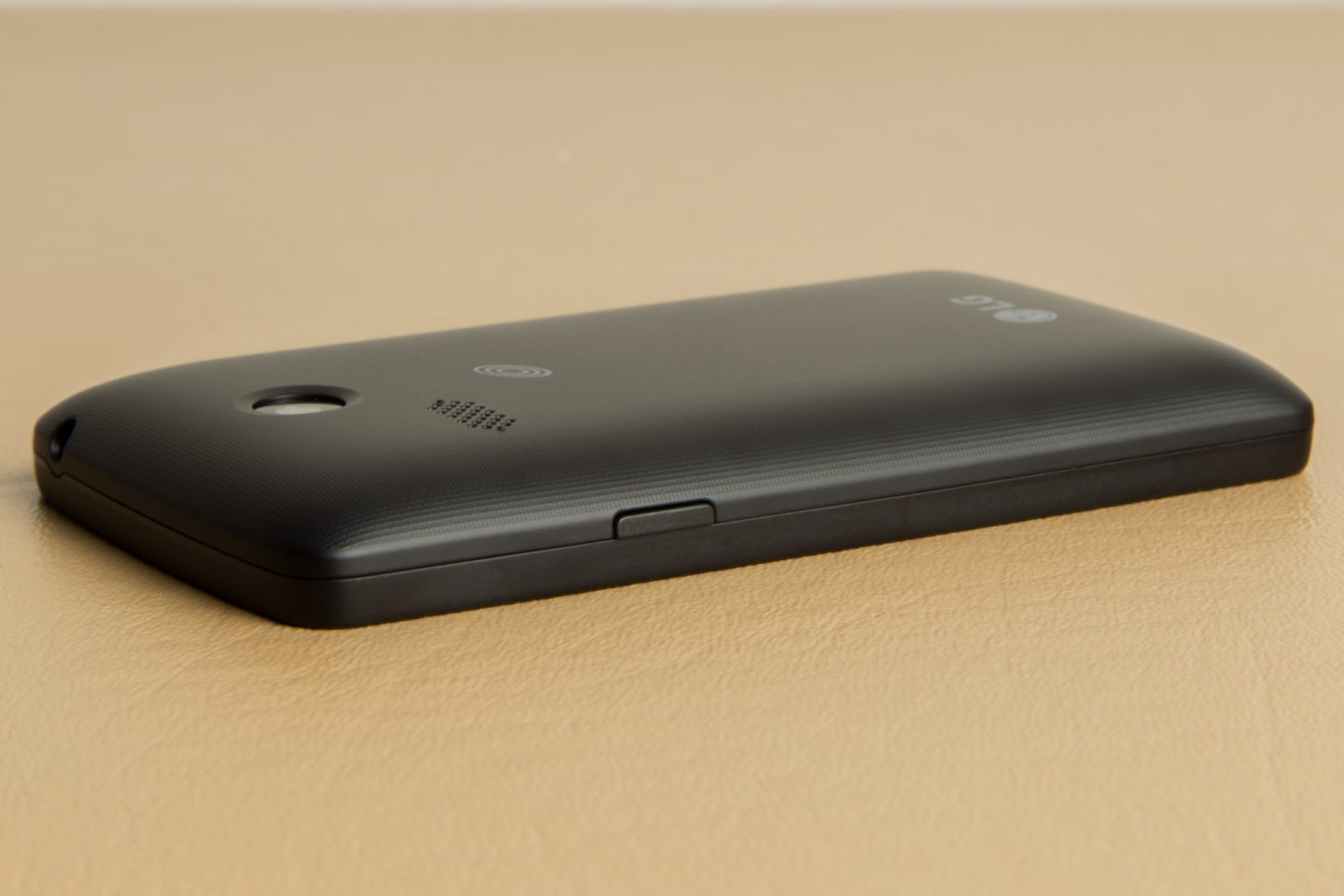 A review of the $10 Walmart phone—better than nothing, but not by much ...