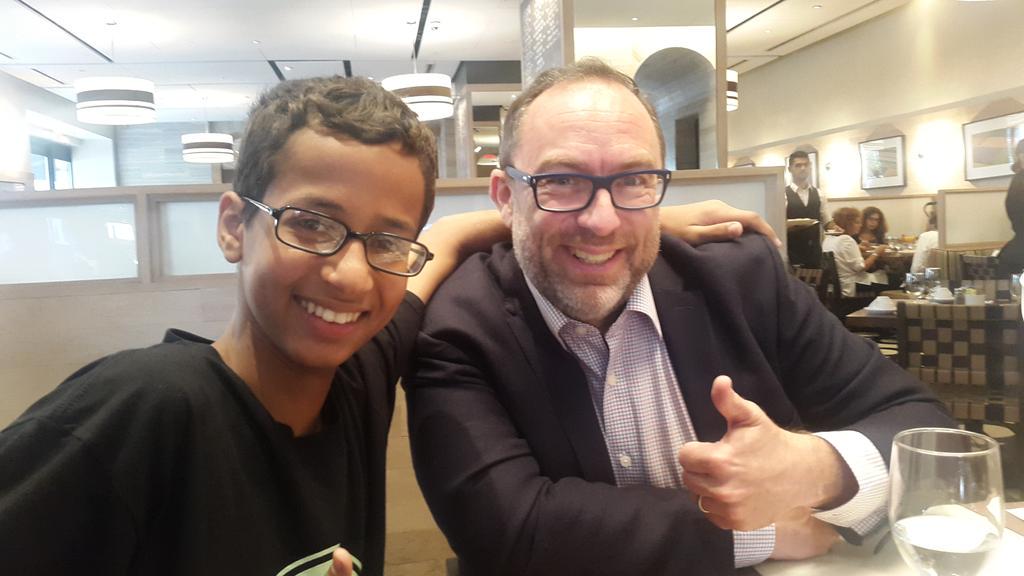 “Clock boy” Ahmed Mohamed wants an apology—and $15 million - Ars Technica