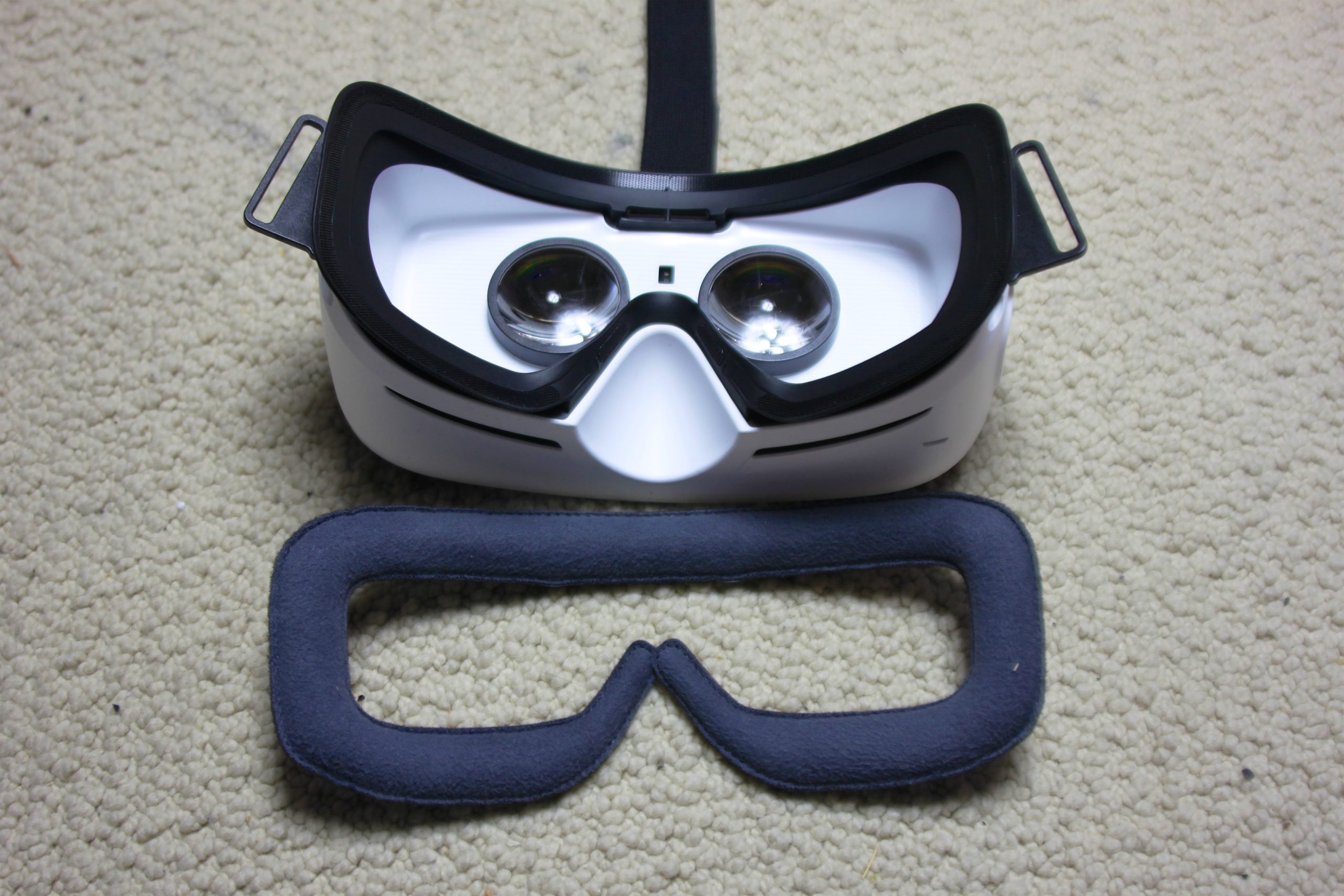 The new Gear VR proves virtual reality is finally consumer-ready - Ars ...