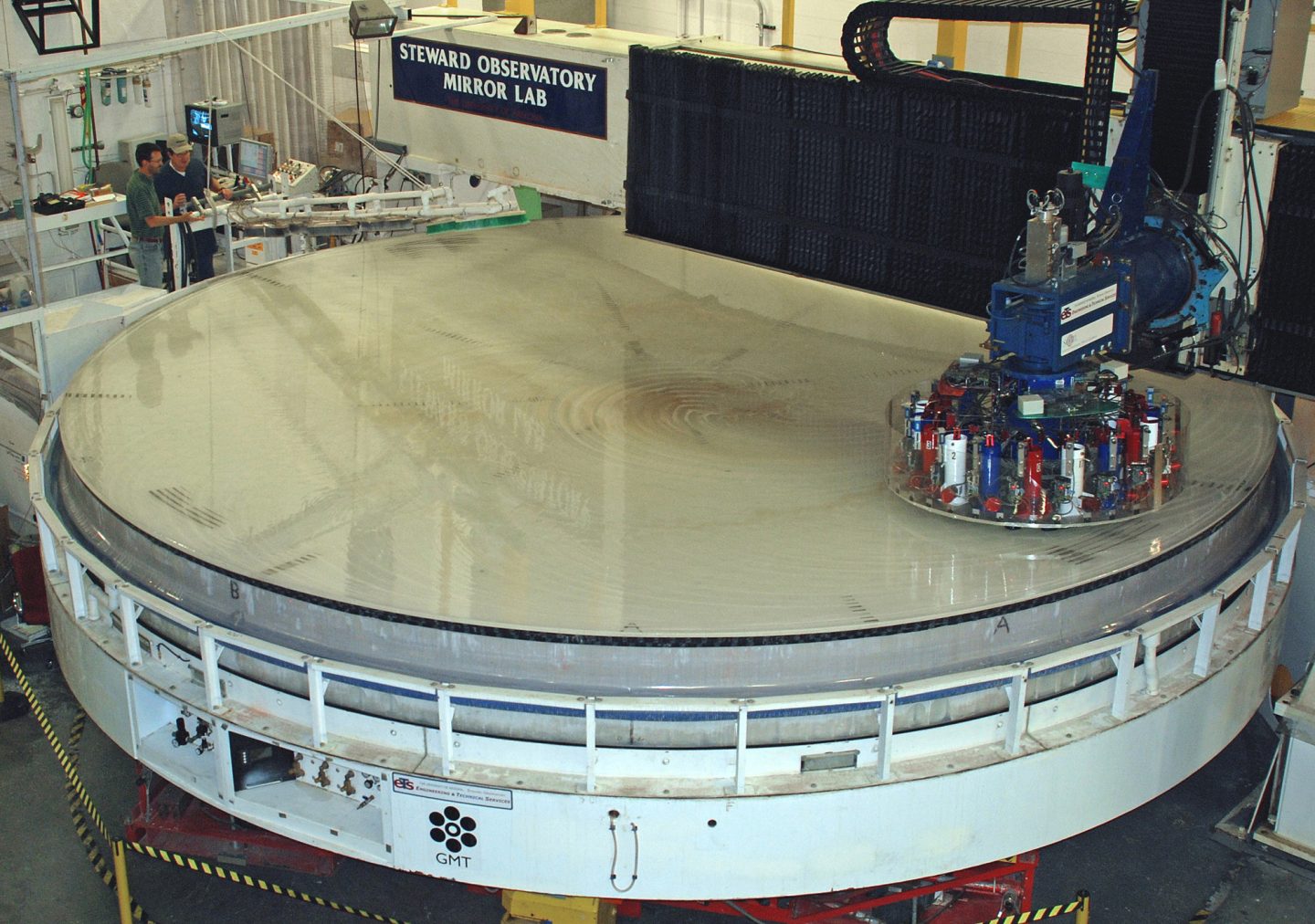 Astronomers begin building super telescope to see dawn of the Universe ...