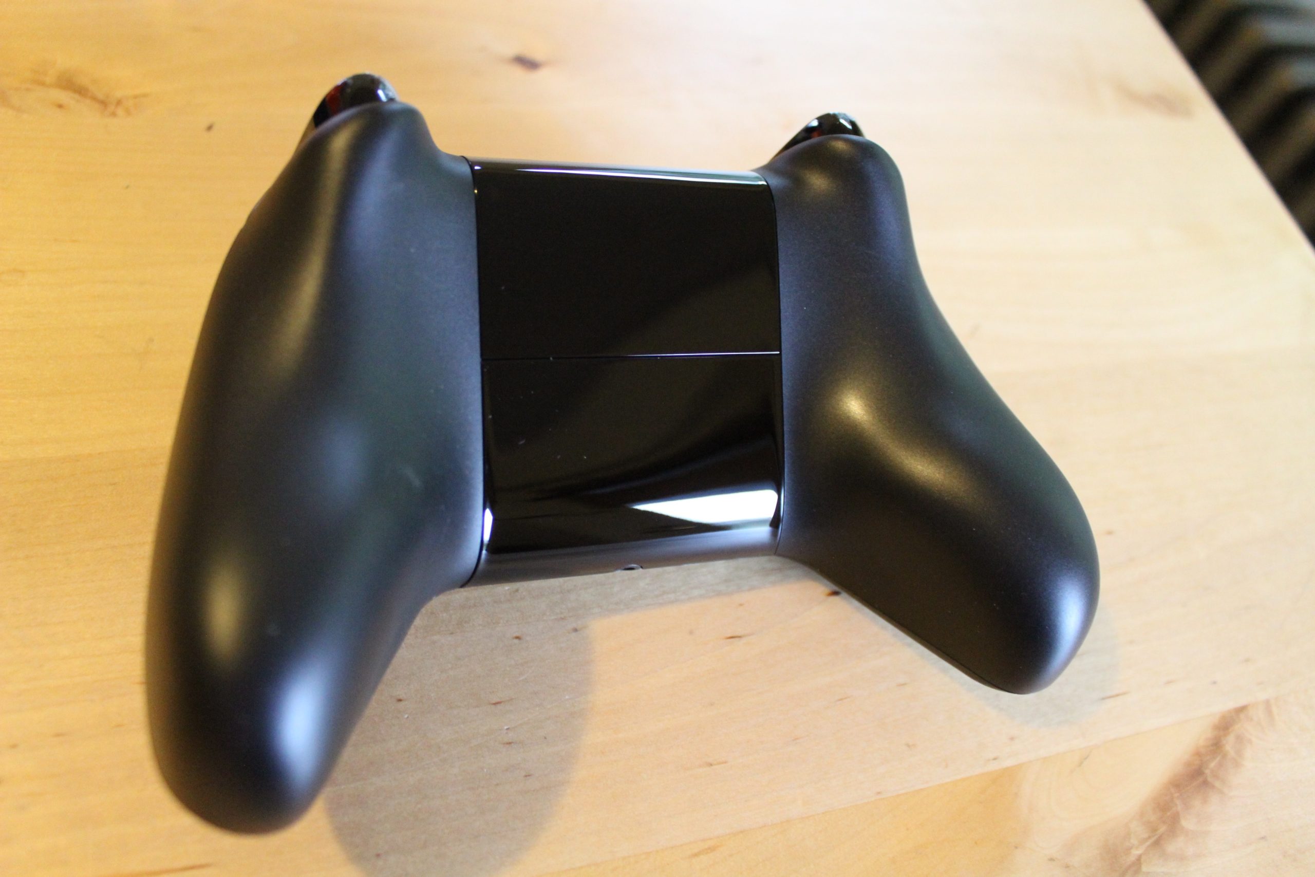 Amazon Fire TV Game Controller (second-gen) review: It can listen, it ...