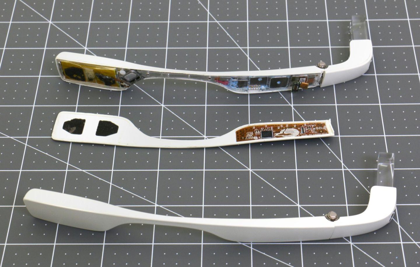 New Google Glass model hits the FCC website, images included - Ars Technica