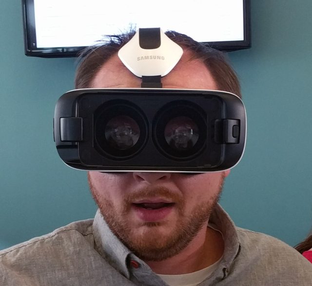 #GearBoggles: The horrifying new face of wearing a VR headset - Ars ...