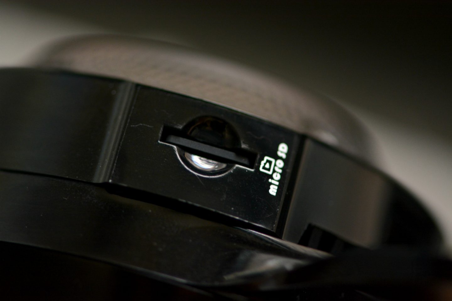D-Link’s Wi-Fi camera provides a sharp, 180-degree view of your home ...