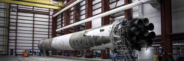 New photos of SpaceX booster show sooty but undamaged rocket | Ars Technica