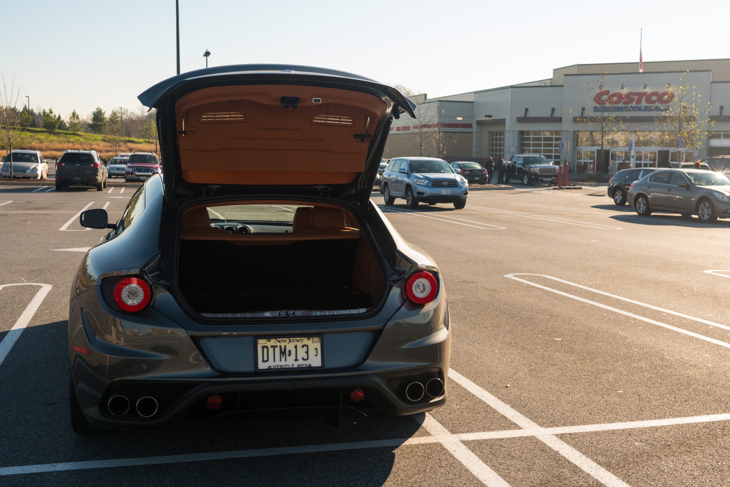 Getting to know the FF, a Ferrari you can drive every day - Ars Technica