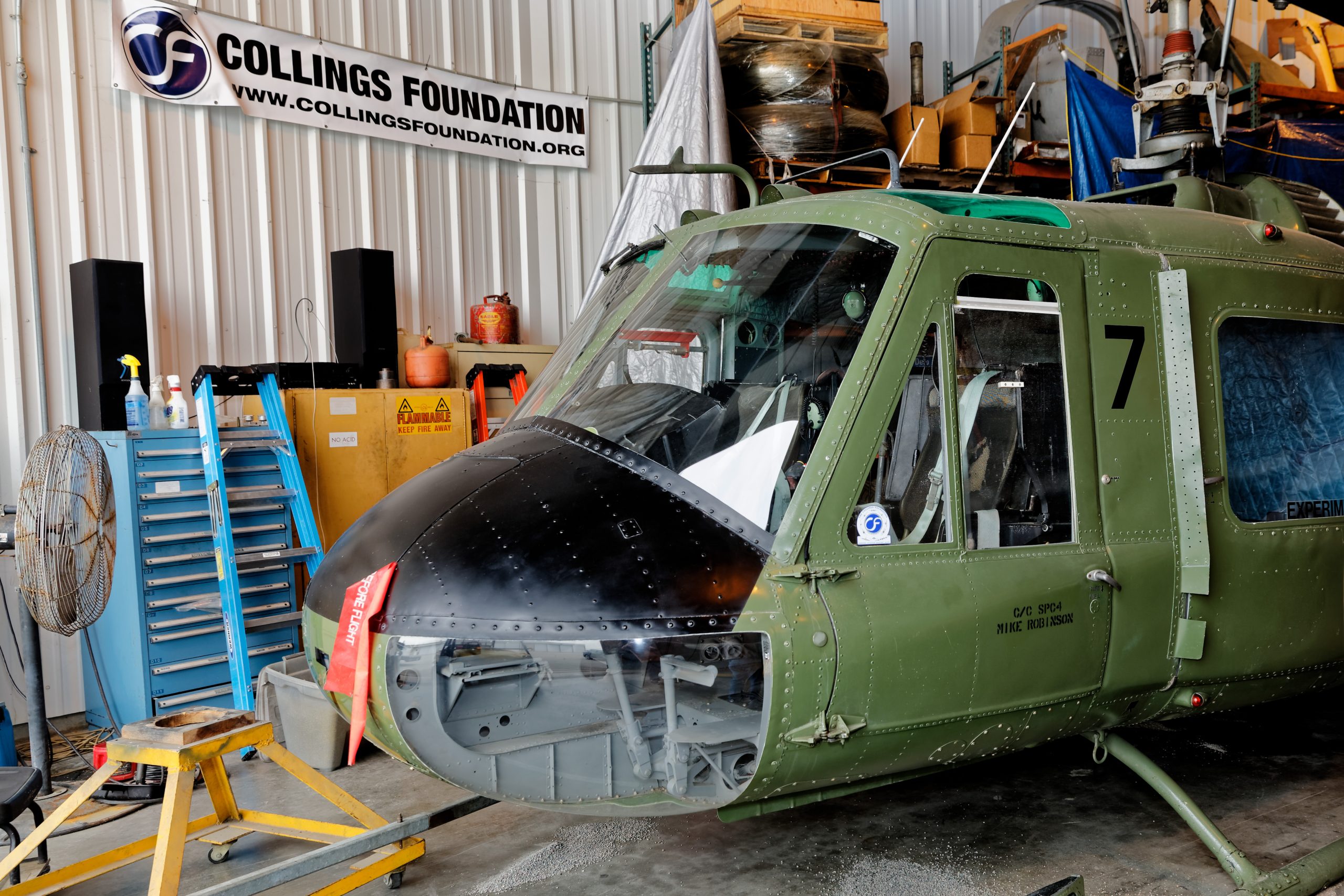 The slowly fading art of flying—and maintaining—Cold War fighter jets ...