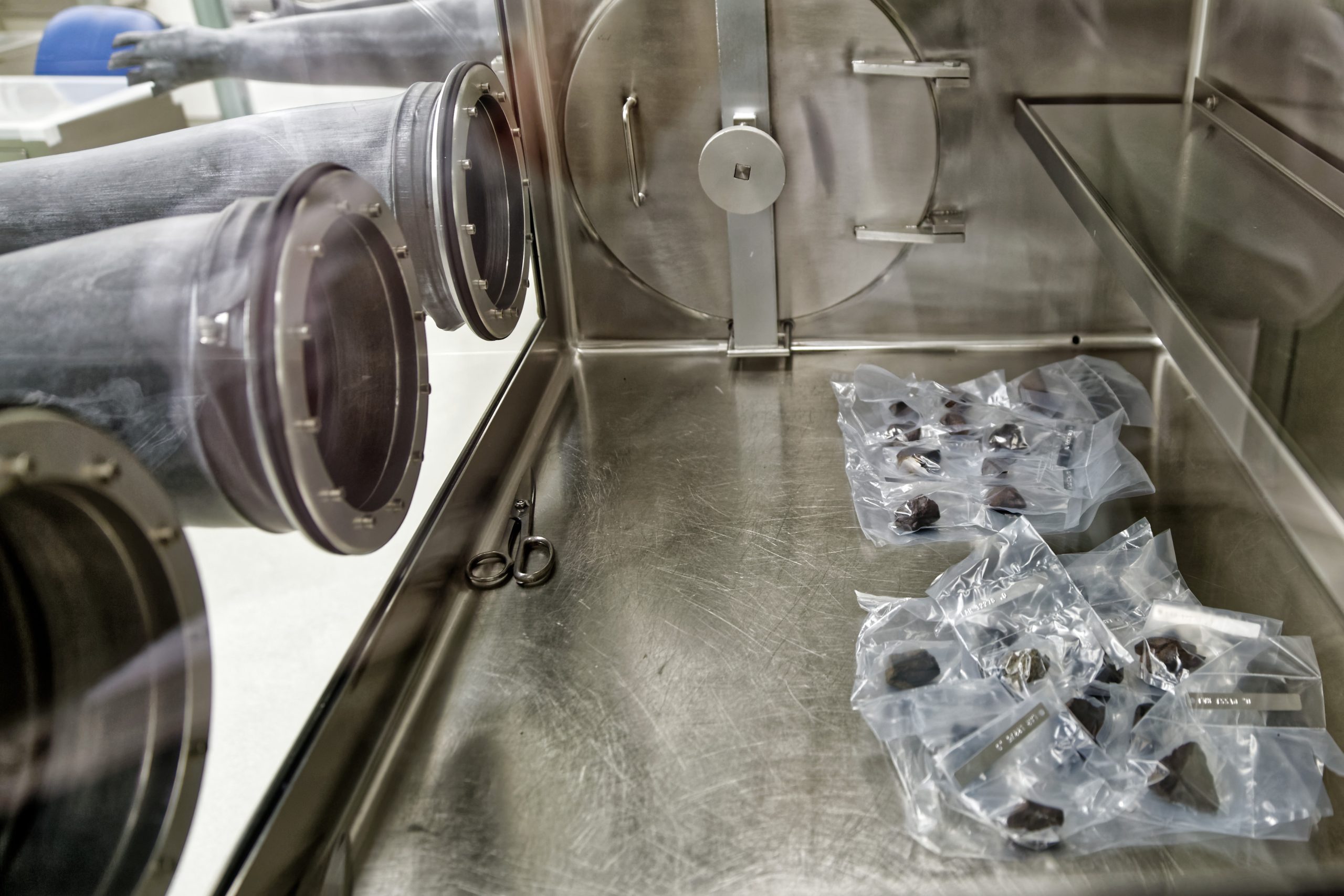 Inside the vault: A rare glimpse of NASA’s otherworldly treasures - Ars ...