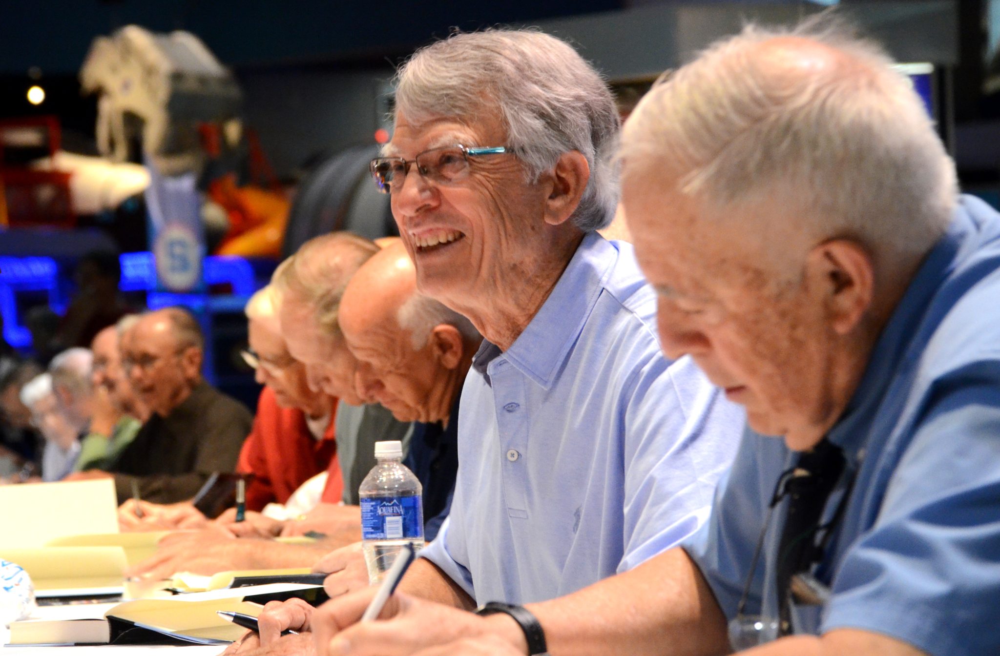 Inside the wild—and wildly successful—early years of Mission Control ...