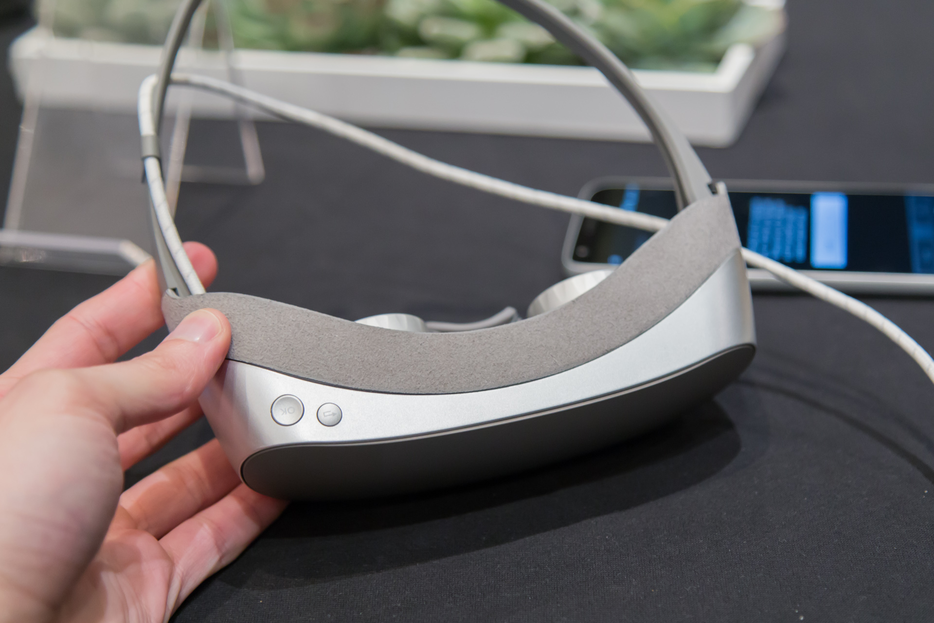 LG jumps on the VR bandwagon with the LG 360 VR - Ars Technica