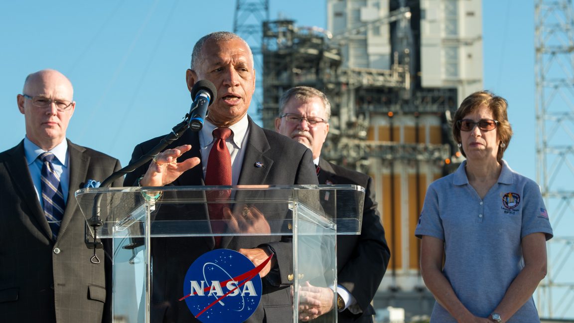 Make Mars great again: Can the 2016 election save NASA’s Journey to ...