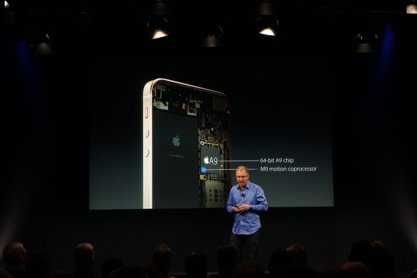 Apple announces new 4-inch “iPhone SE,” starting at $399 - Ars Technica