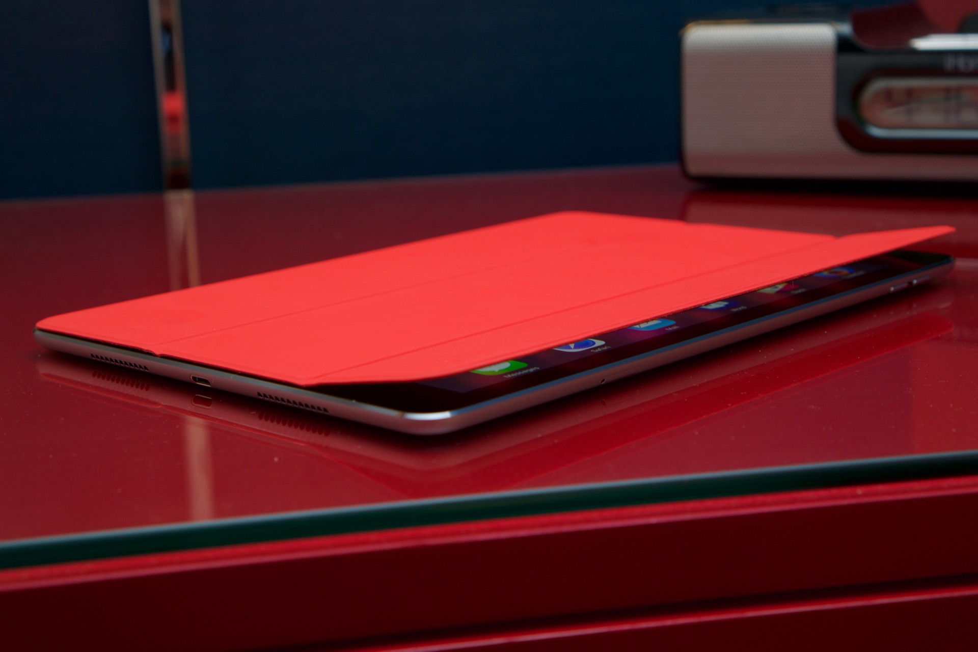 A day with the 9.7-inch iPad Pro and its accessories - Ars Technica