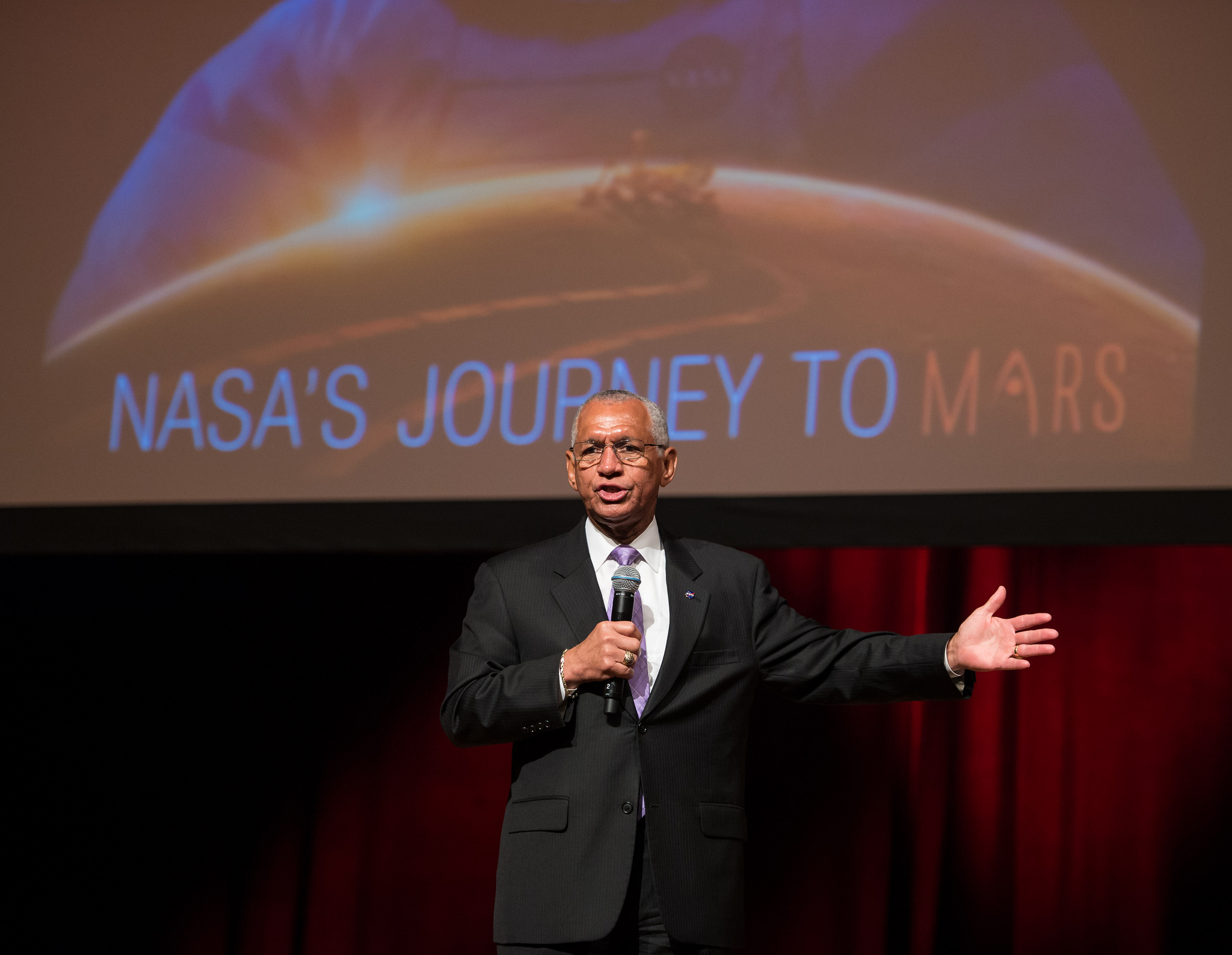 Make Mars great again: Can the 2016 election save NASA’s Journey to ...