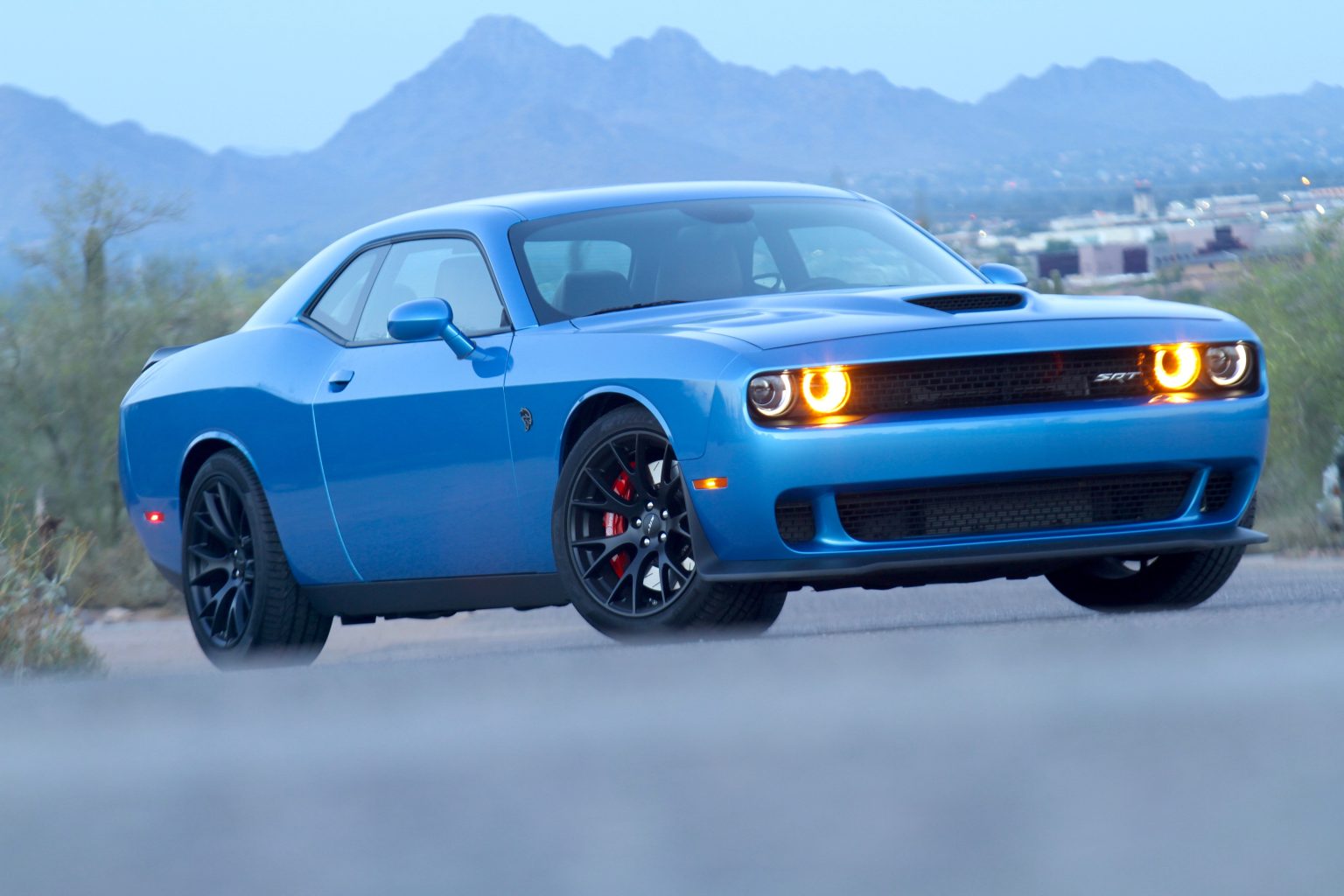 Review: The Dodge Hellcat outmuscles the Mustang and Camaro - Ars Technica
