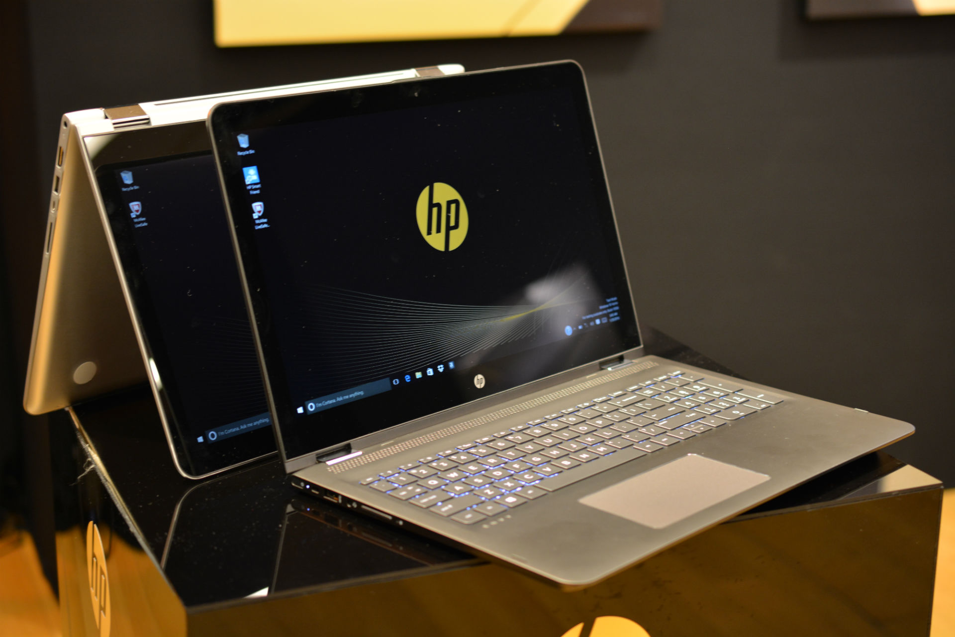 HP goes for bling with new super-thin, copper-accented Spectre notebook ...
