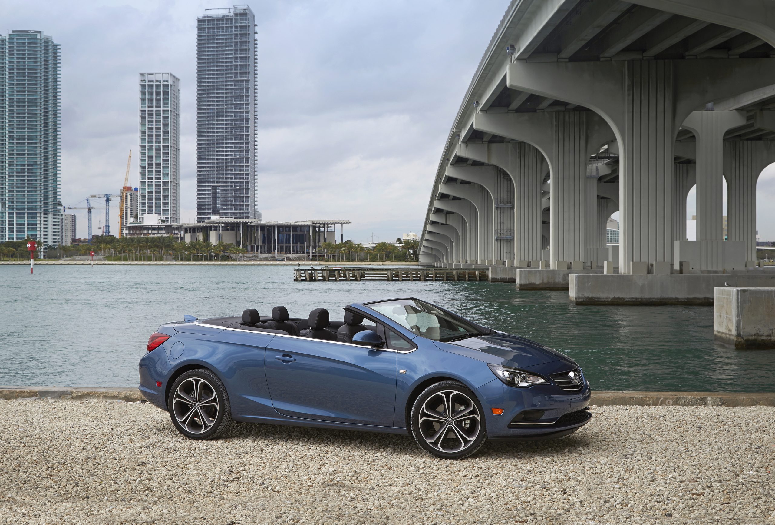 Can good looks save the Buick Cascada from mediocrity? - Ars Technica