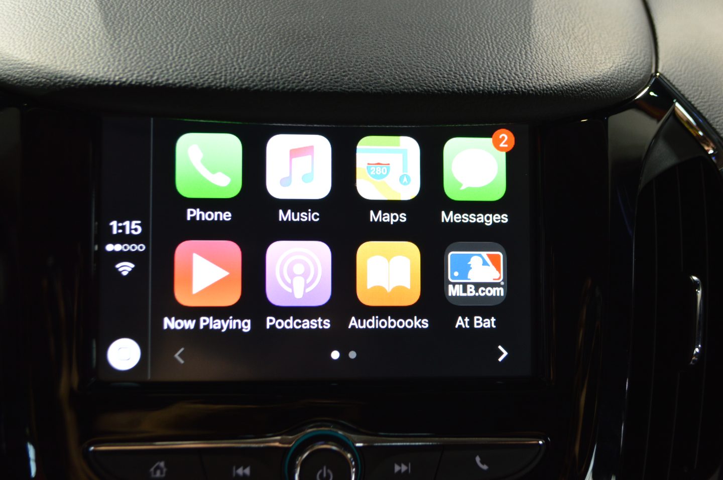 Chevrolet’s 2016 Cruze sells what young people value most: Lots of mpg ...