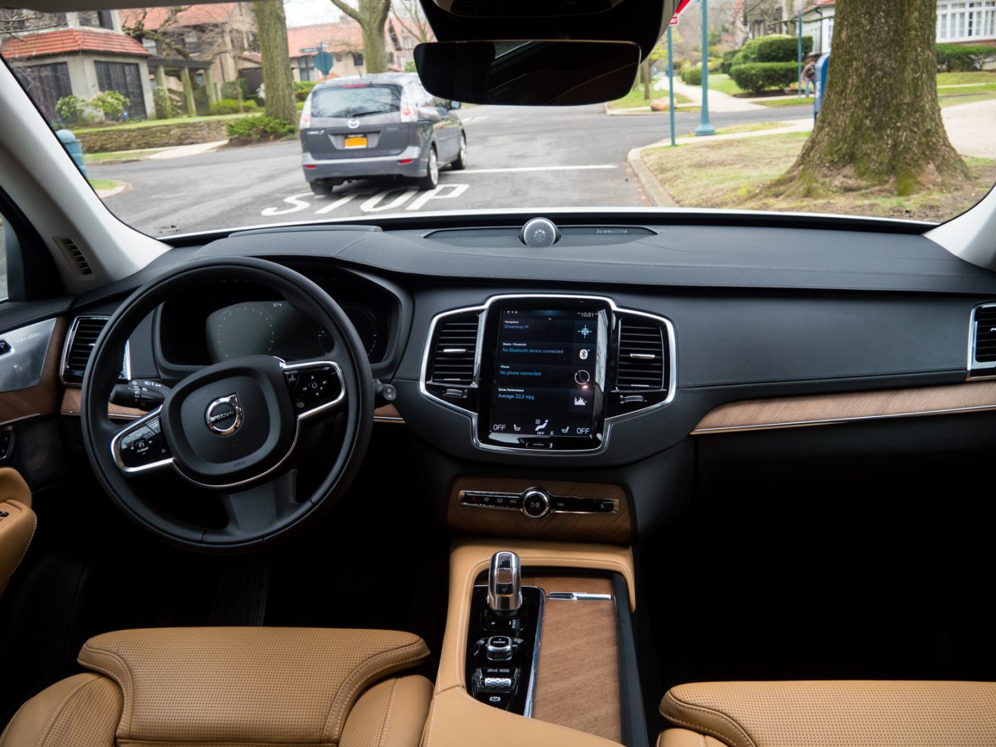 Review: Hands-on mandatory, but Ars lets Volvo’s XC90 drive itself in ...