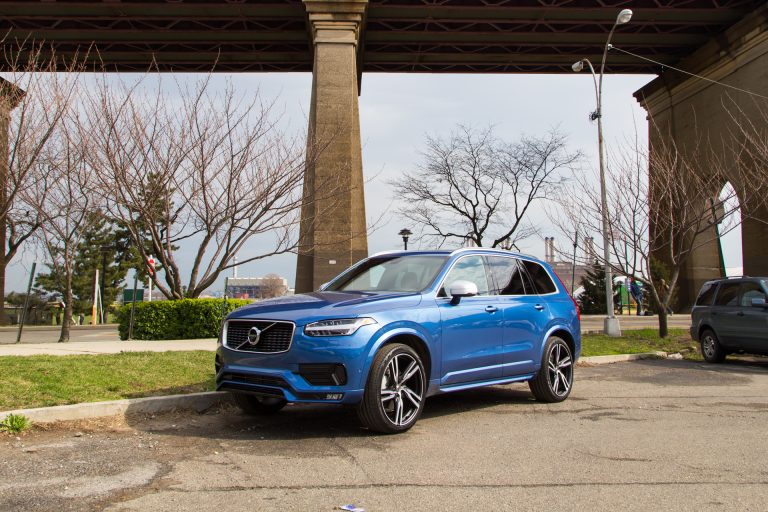 Review: Hands-on mandatory, but Ars lets Volvo’s XC90 drive itself in ...