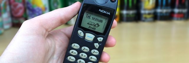 Nokia in phone comeback as Microsoft sells feature phone biz for $350M ...