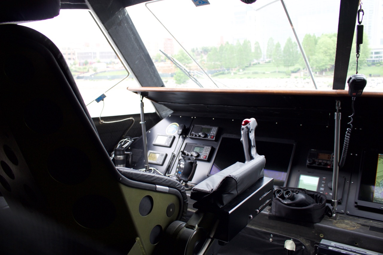 Ars climbs aboard the Stiletto, DOD’s stealthy, high-speed lab at sea ...