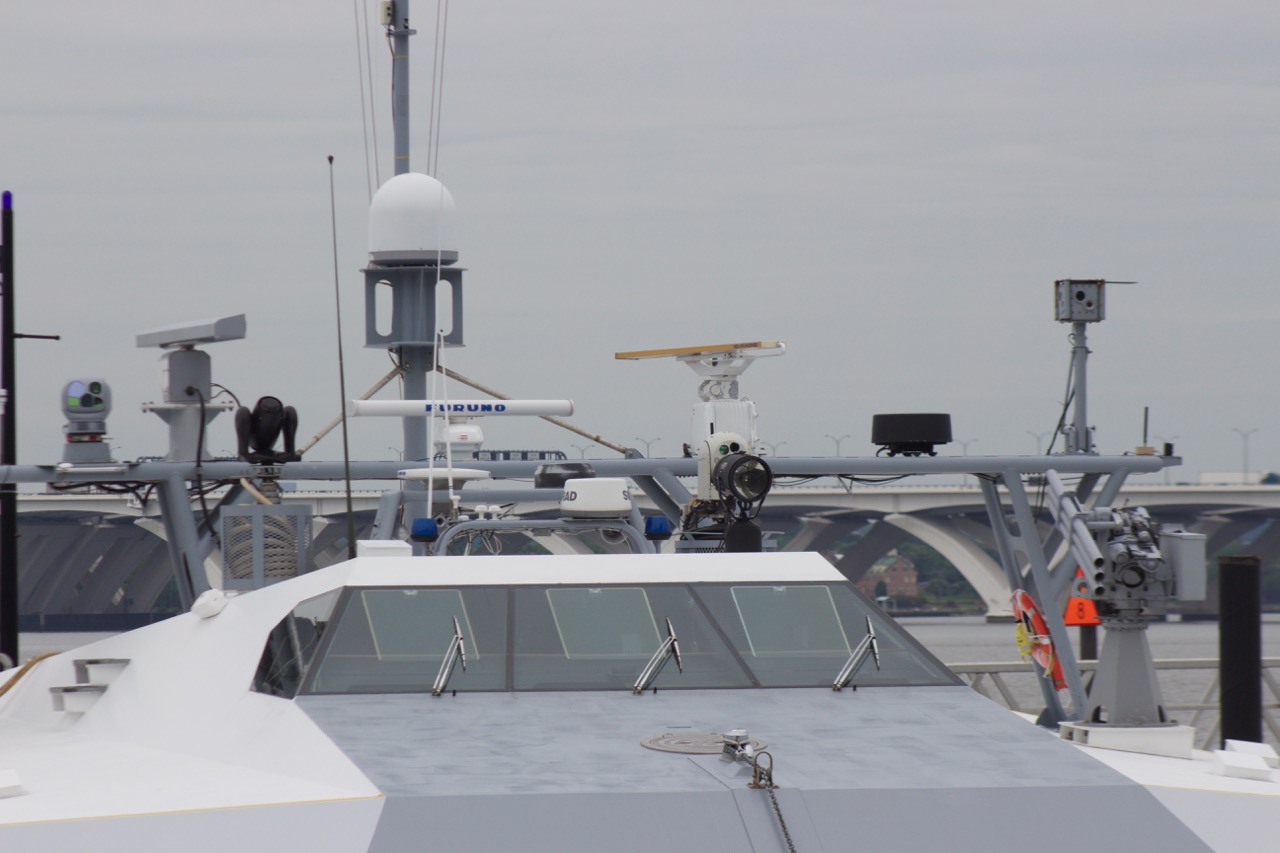 Ars climbs aboard the Stiletto, DOD’s stealthy, high-speed lab at sea ...