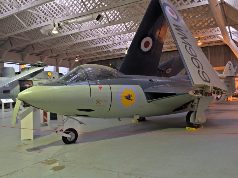The best of British aviation: The Imperial War Museum Duxford - Ars ...