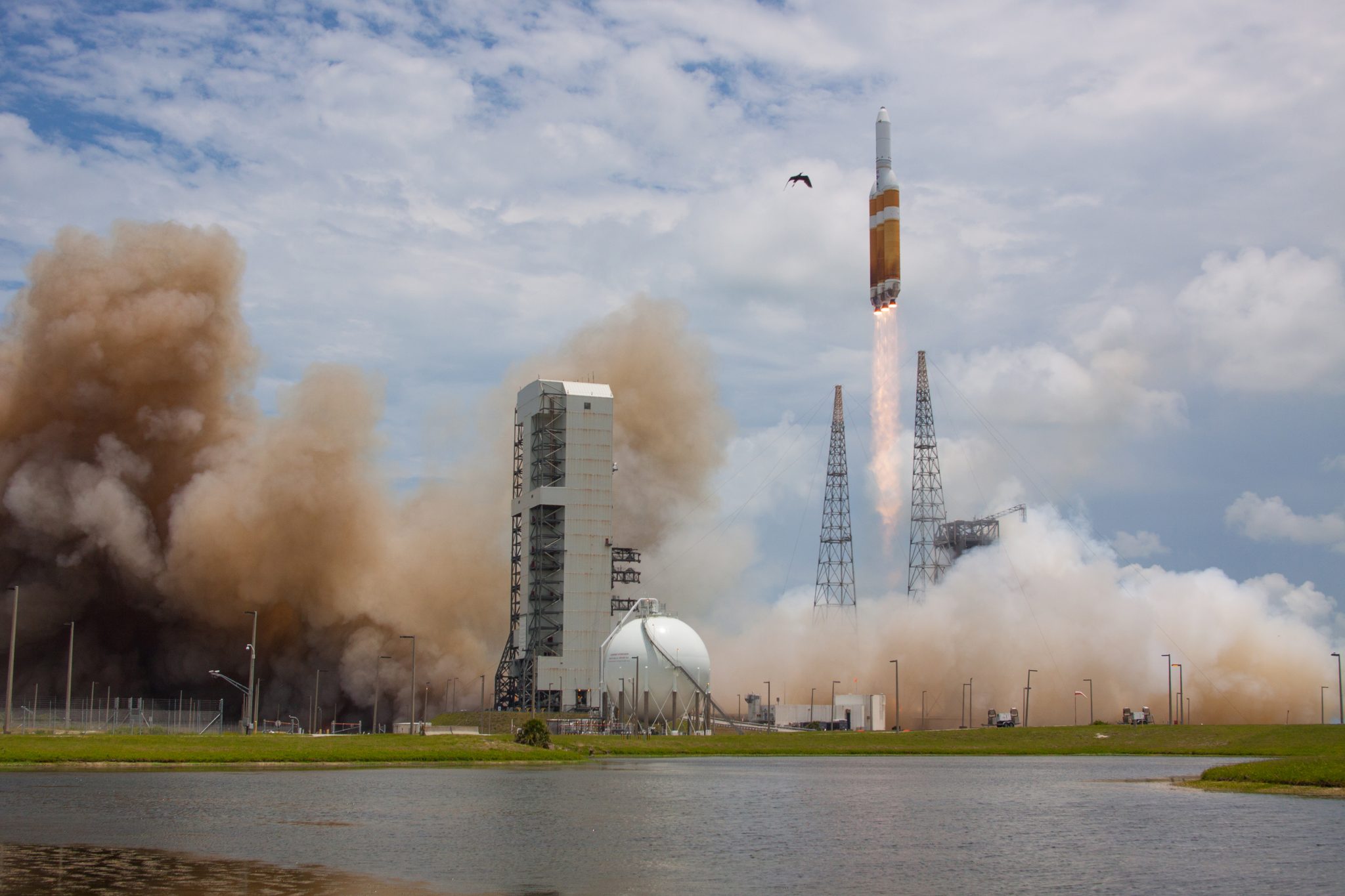 The world’s biggest, baddest rocket launched Saturday and it was ...